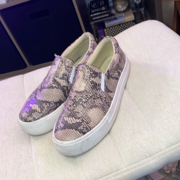 American Eagle Outfitters | Shoes | American Eagle Snake Skin Platform ...